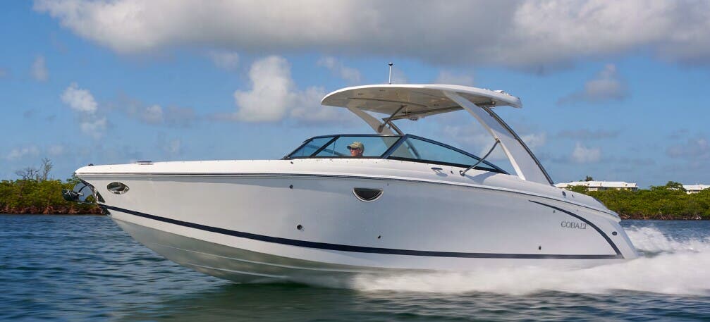 2025 Cobalt Boats R Series Boat specs guide