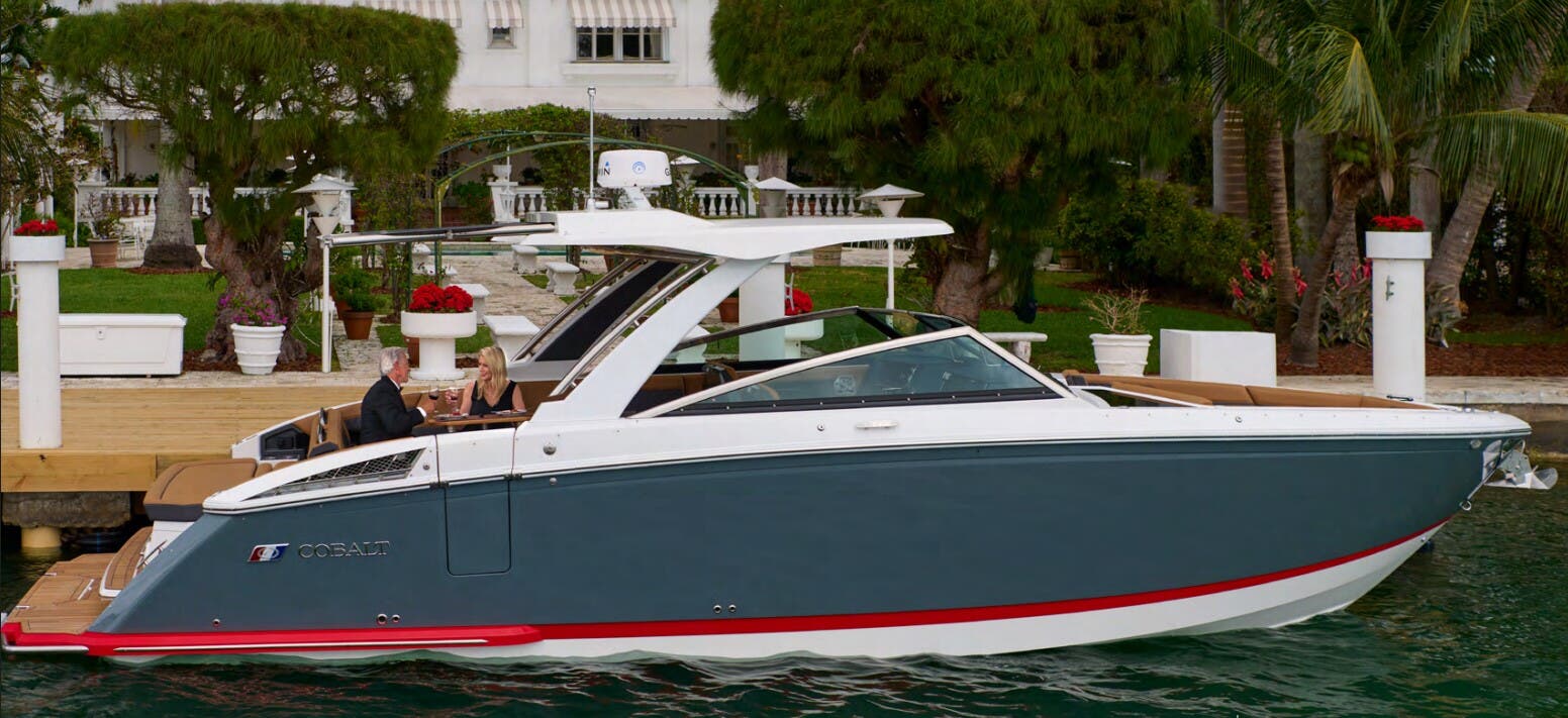 2025 Cobalt Boats R Series Boat specs guide