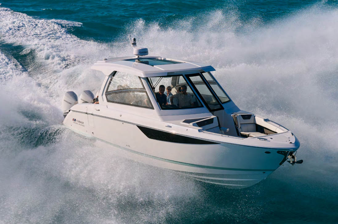 2025 Cobalt Boats R Series Boat specs guide