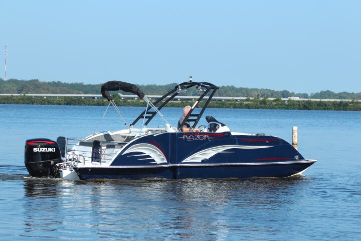 2026 Razor 237 UR XL Boat specs guide