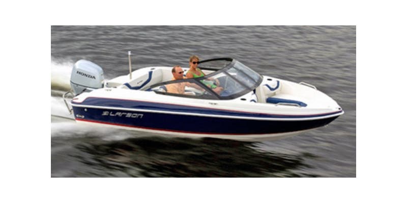 Find complete specifications for Larson LX Boats Here