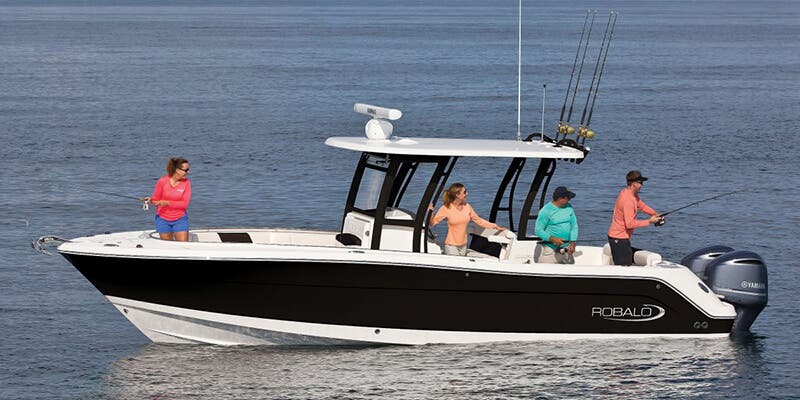 2025 Robalo Center Console Vehicle Specs Guide