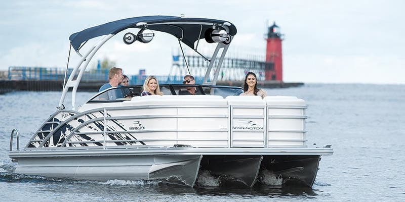 2019 Bennington R Series 23 23 RSB specs and literature guide