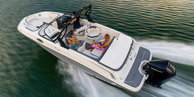 2020 Bayliner VR Series VR6 specs and literature guide