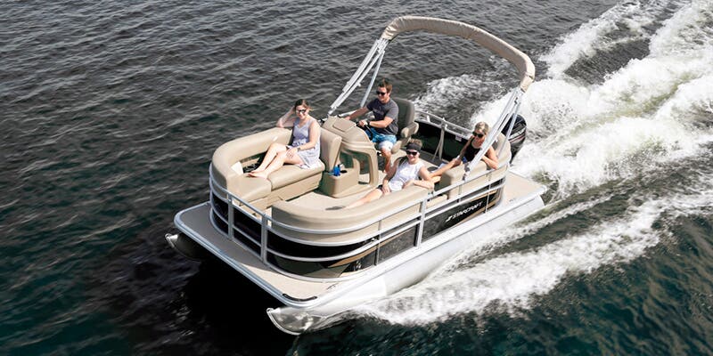 Find complete specifications for Starcraft Marine LX Vehicles Here