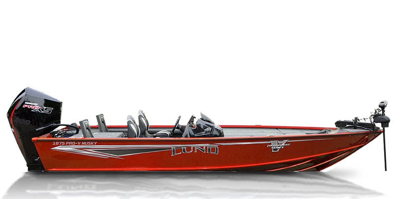 Find complete specifications for Lund Pro-V Musky Boats Here