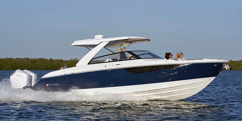 2024 Cobalt Boats R Outboard Class R35 OB specs and literature guide