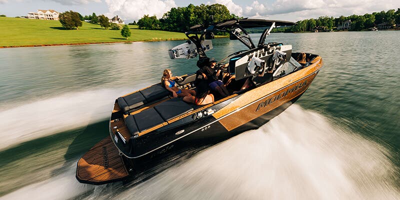 2025 Moomba Mojo Base specs and literature guide